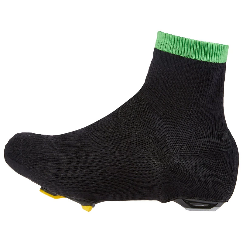 SealSkinz Mens Cycle Over Socks (Black/Green) | Sportpursuit.com